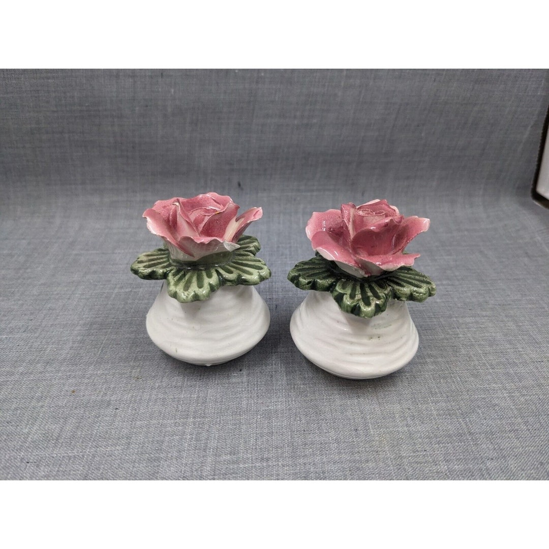 Vintage Ainsley Rose Salt and Pepper Shaker (note Damage to One Petal ...