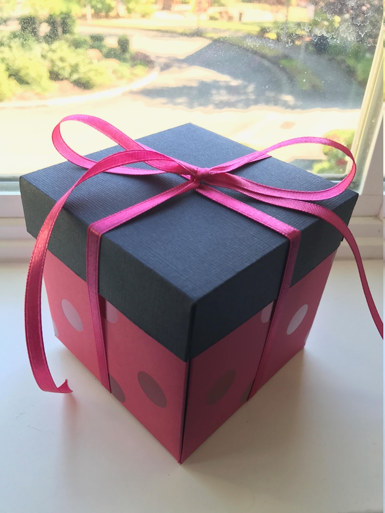 Minnie Mouse Surprise Box | Disney Surprise Box | Gift Box | Disney ...
