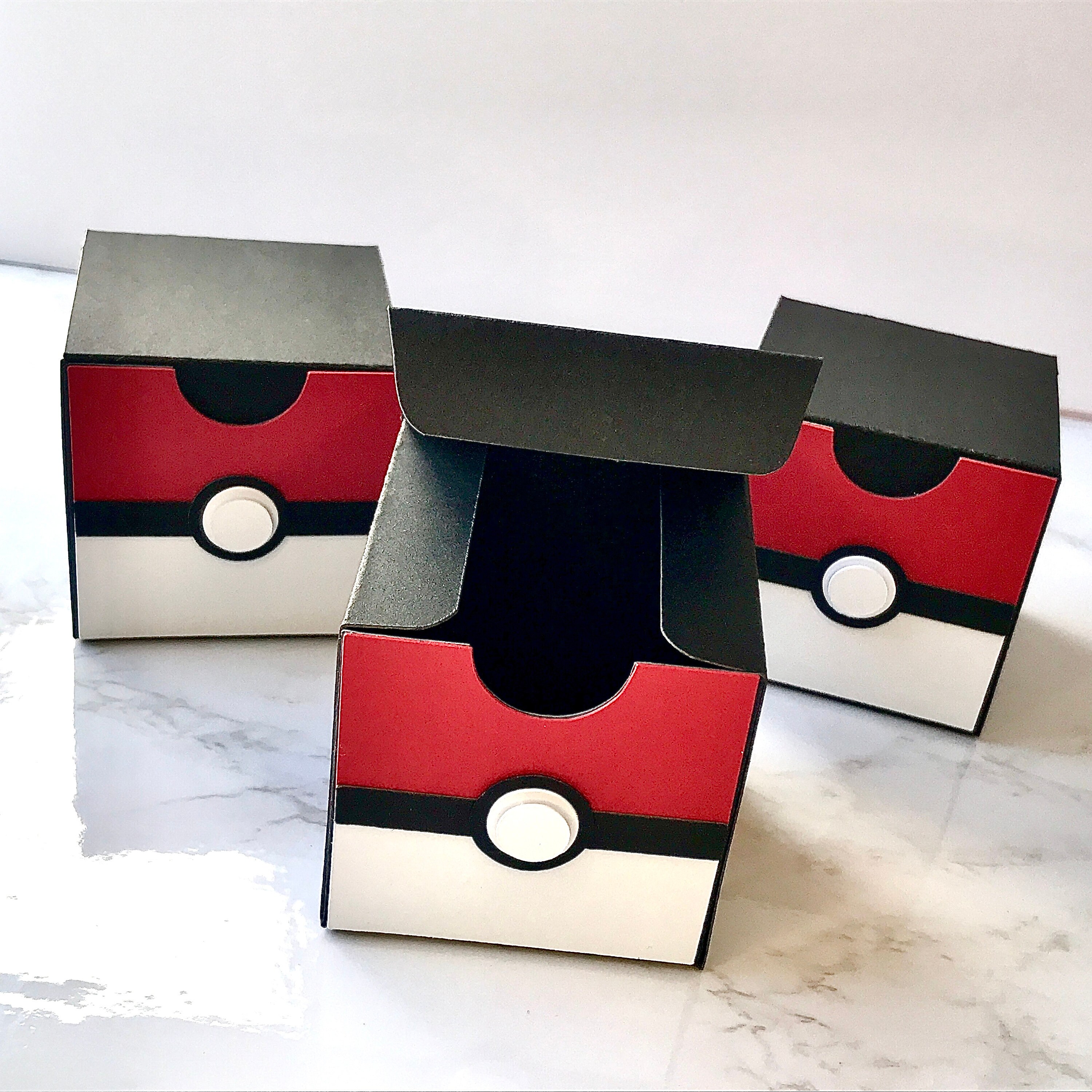 Pokeball Valentine Box