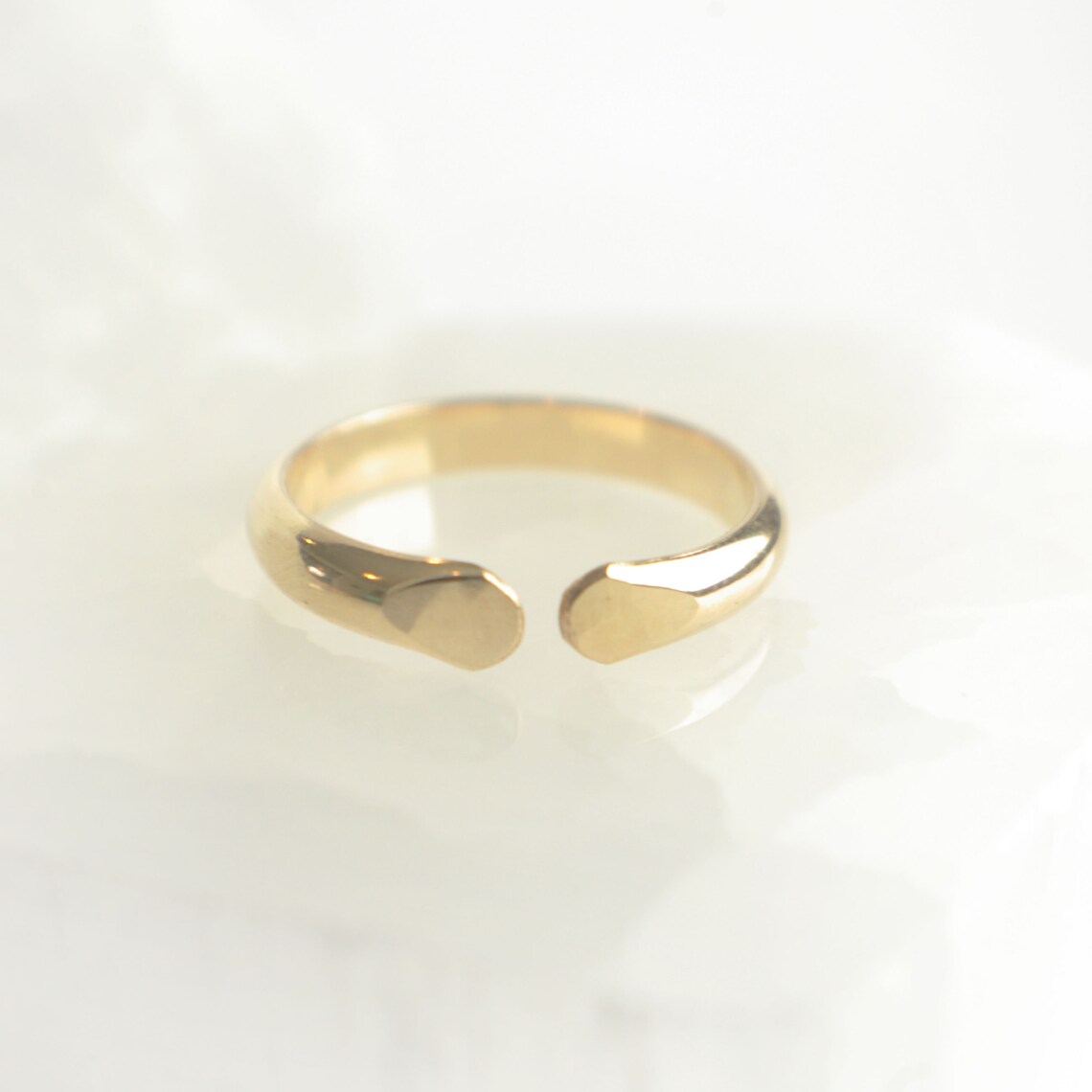 Simple Plain Band Ring 14K Gold Filled Wedding Band or - Etsy