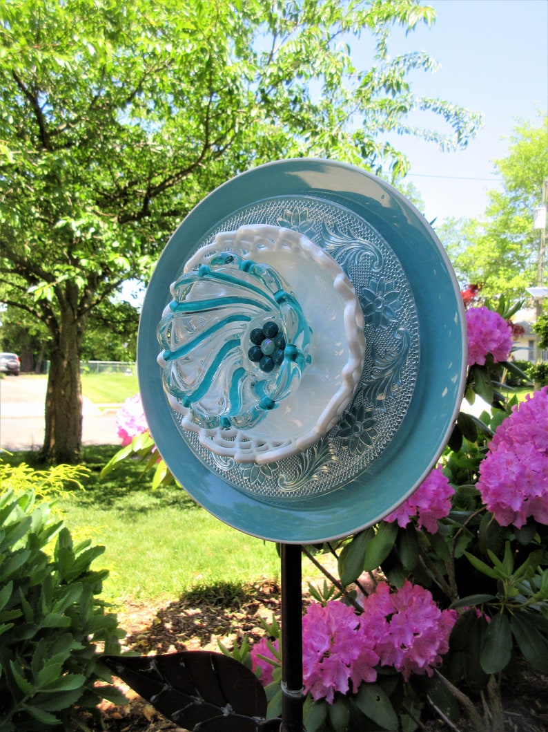 Glass Garden Art Garden Gift Plate Flowers Yard Art - Etsy
