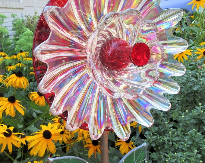 Glass Garden Art Flower, Yard Art, Garden Gift, Garden Ornament, Mother ...