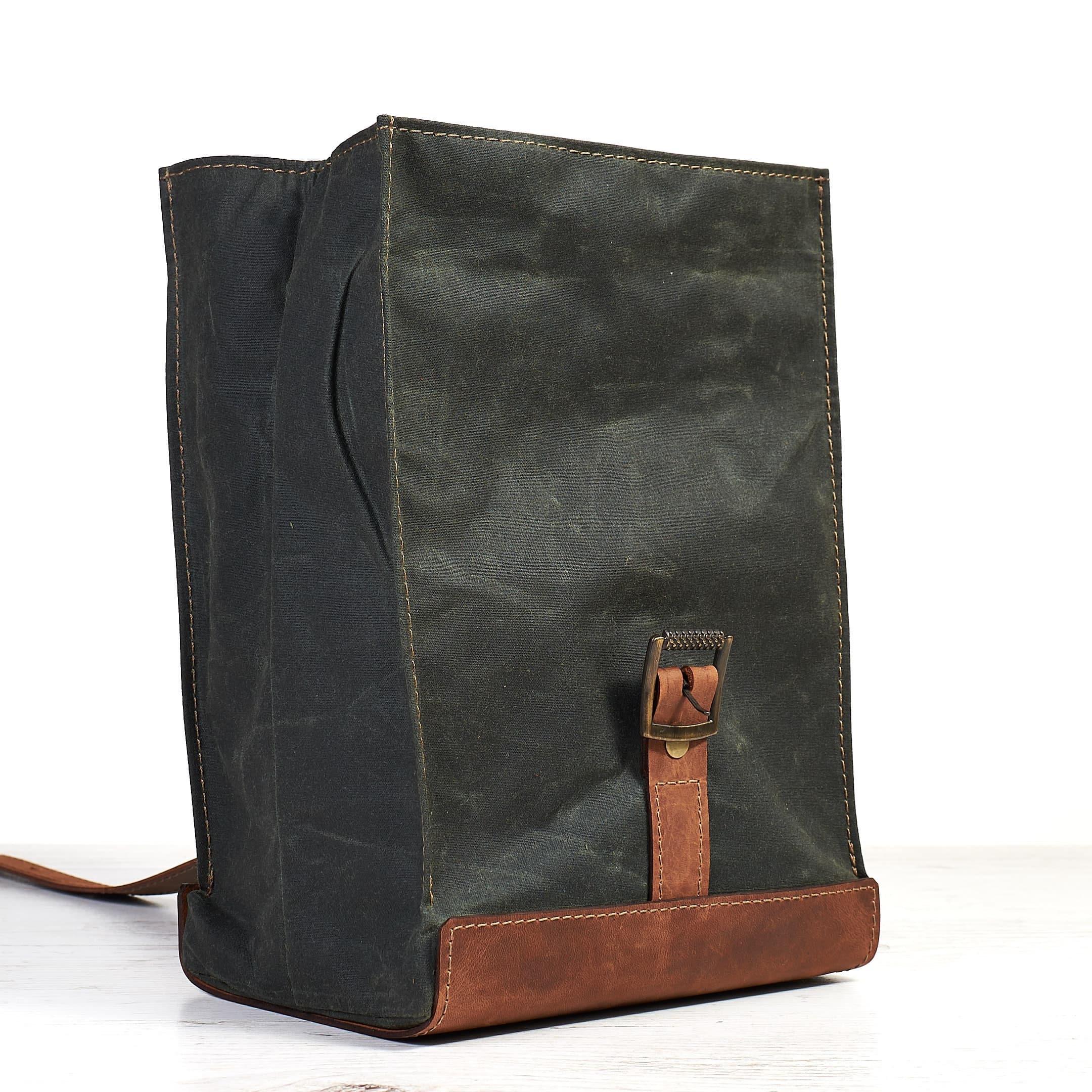 Waxed Canvas Lunch Bag. Waterproof Lunch Box With Leather Handle ...