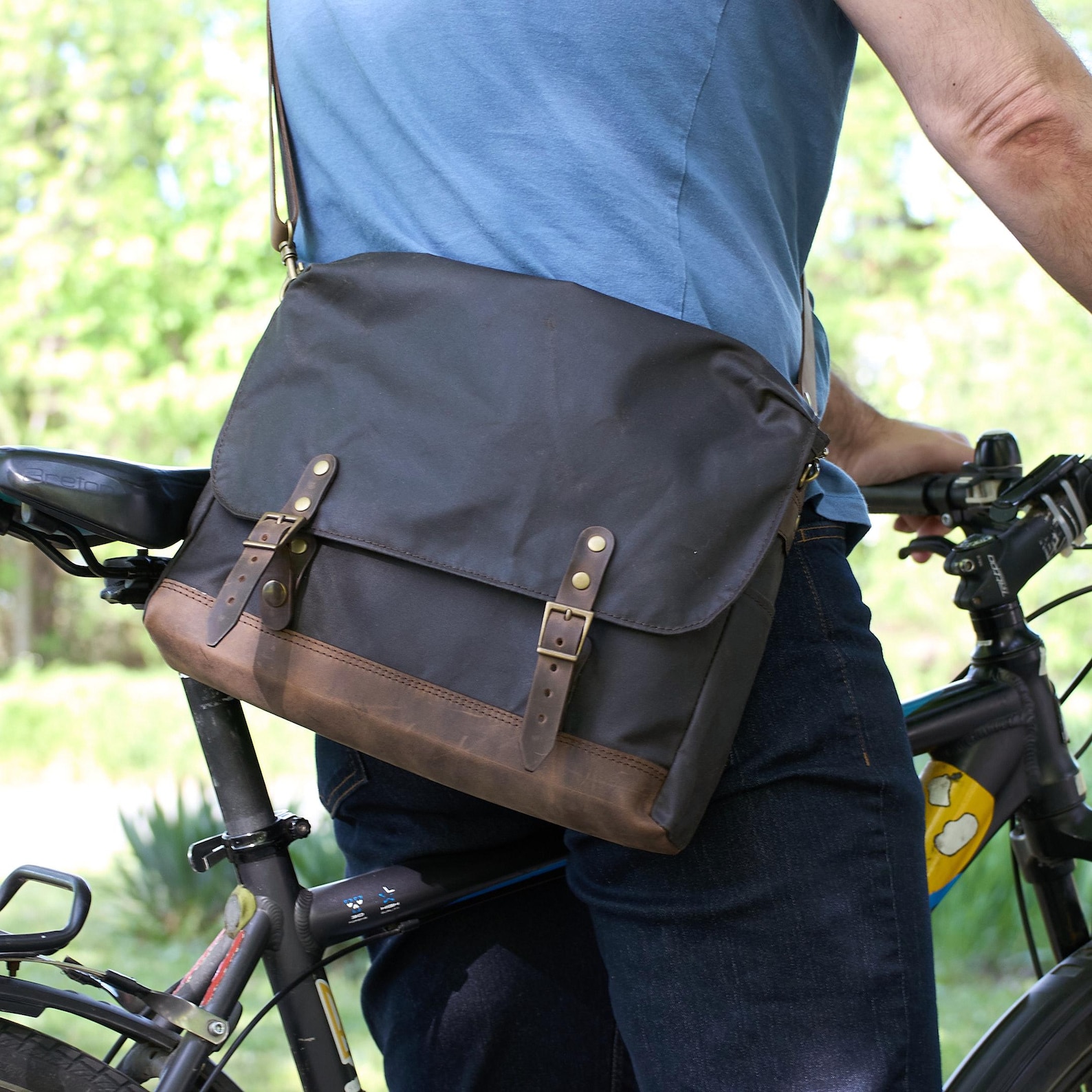 Waxed Canvas Messenger Bag. Bike Commuter Bag. Waterproof Bicycle Bag ...