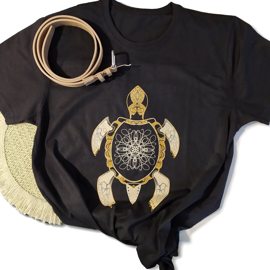 Sea Turtle T-shirt. Tribal Design T Shirt Maori, Polynesian Style ...