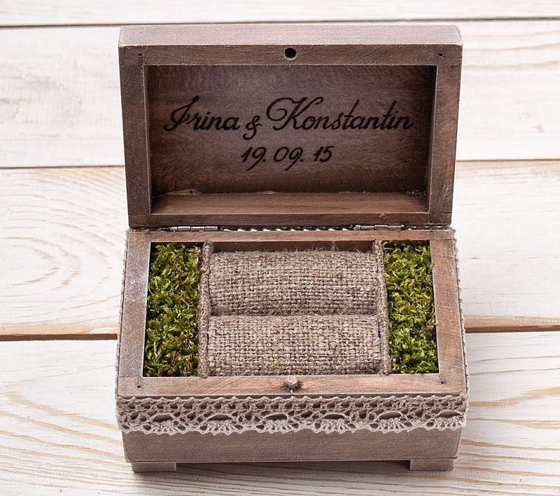 Rustic wedding ring box with moss personalized forest country | Etsy