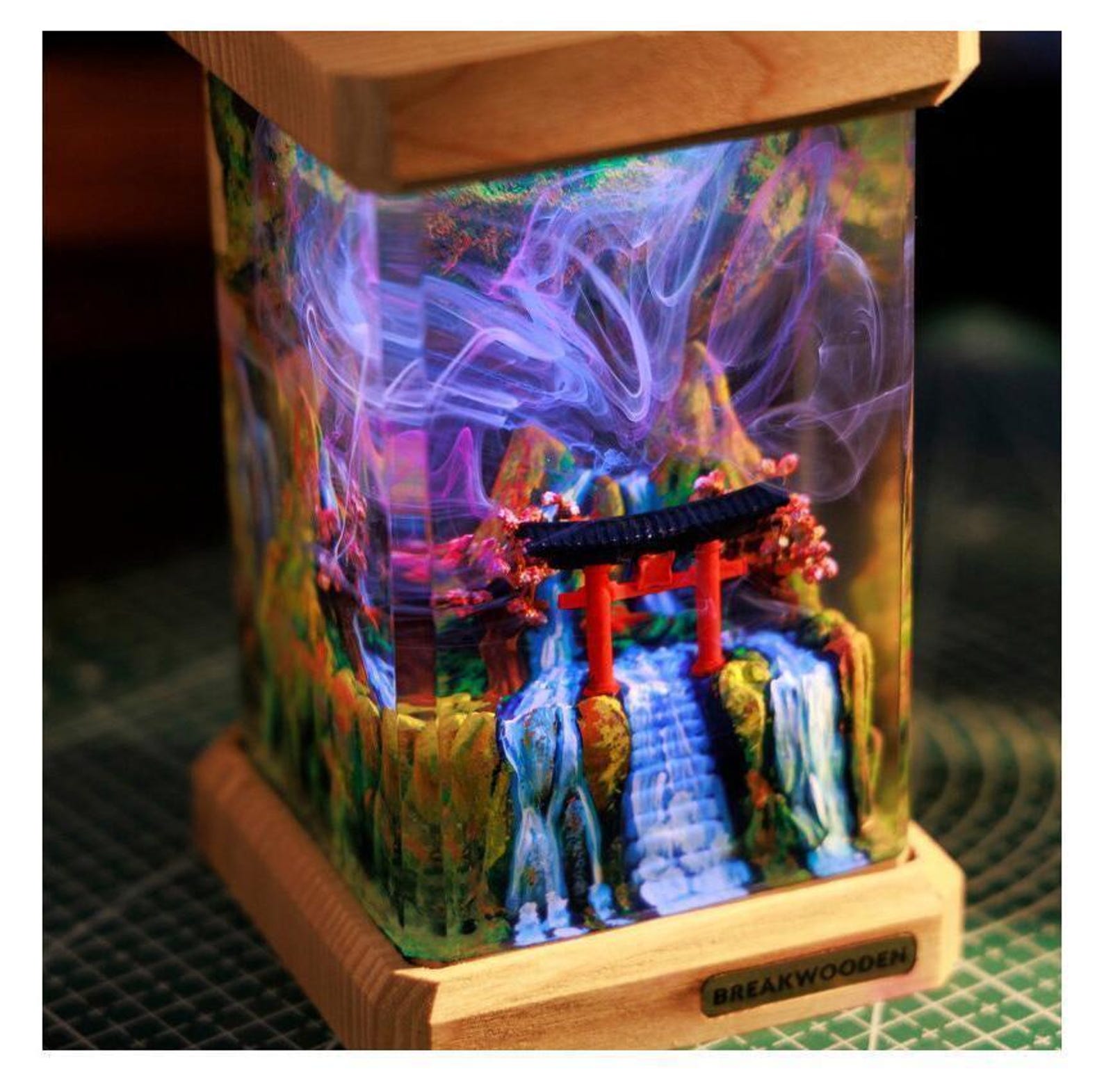 Dinosaur Resin Lamp Egg, Custom Epoxy Resin Art Lamp, Custom Dinosaur ...