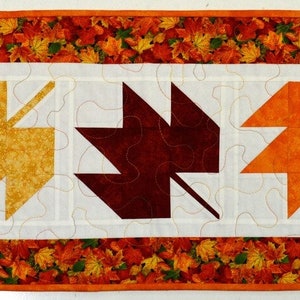 Maple Leaf Table Runner Pattern - PDF - Etsy