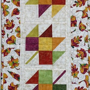 Maple Leaf Table Runner Pattern - PDF - Etsy