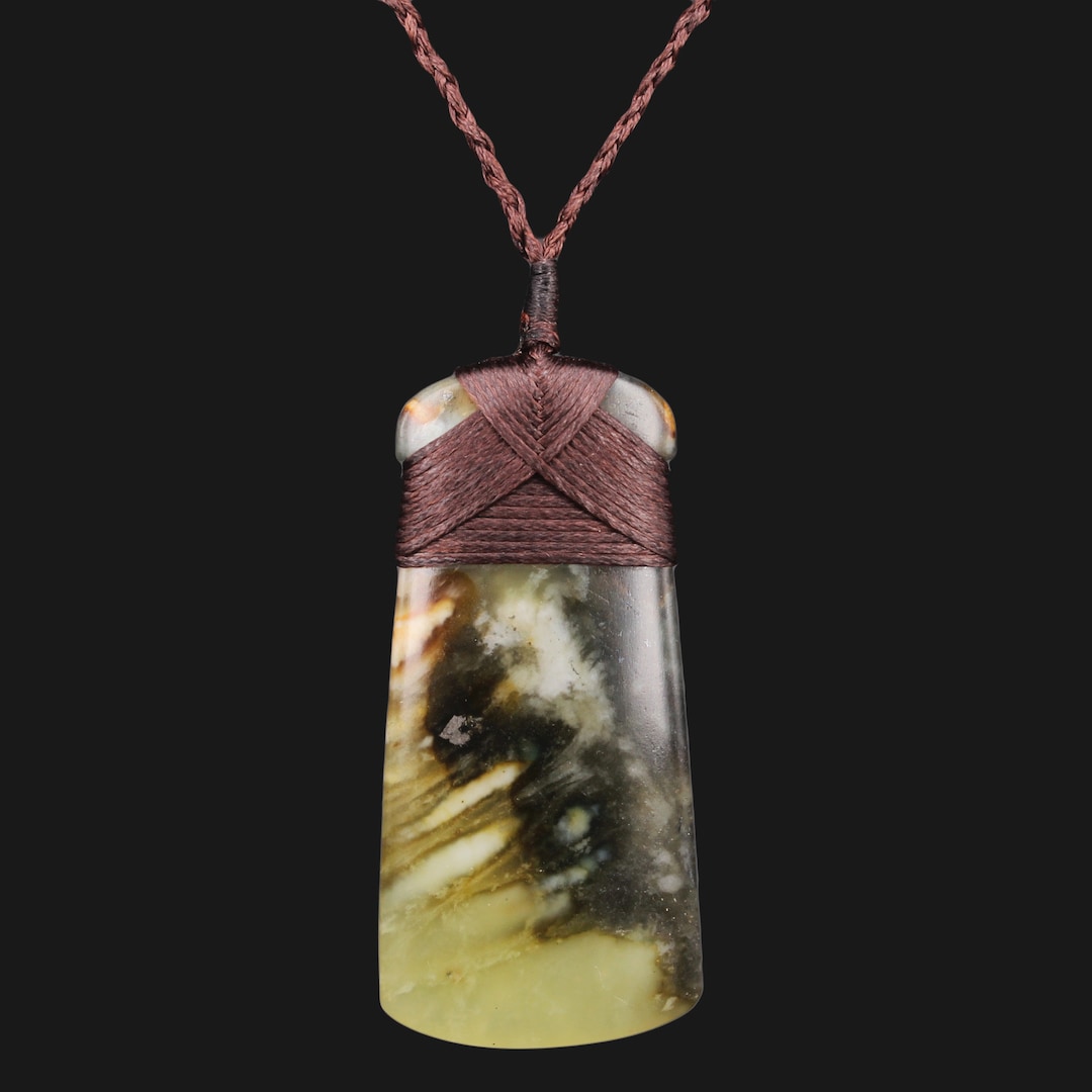 Handmade New Zealand Maori Toki Pendant Necklace - Unique Flower Jade ...
