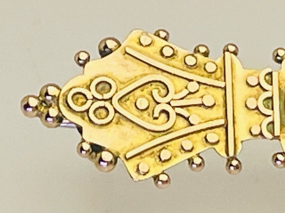 1891 Etruscan Revival Victorian Antique Bar Brooch 9c… - Gem