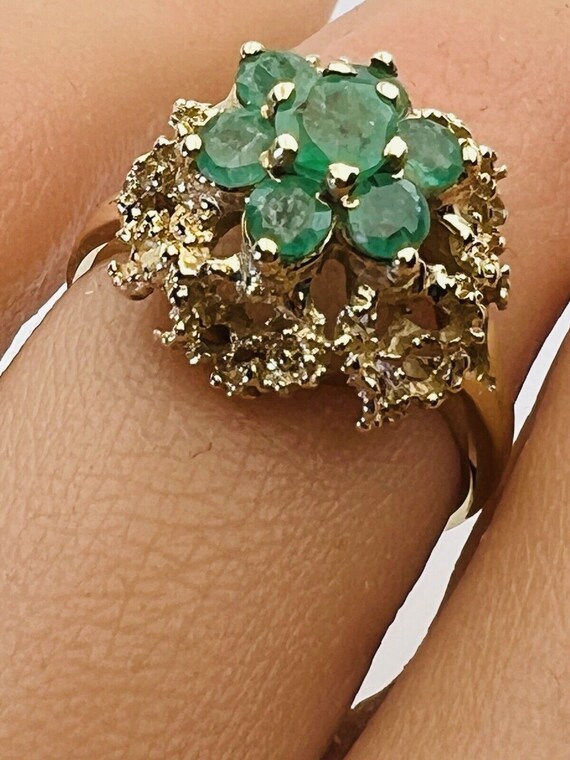 1976 Vintage Textured 9ct Yellow Gold Emerald Flower … - Gem