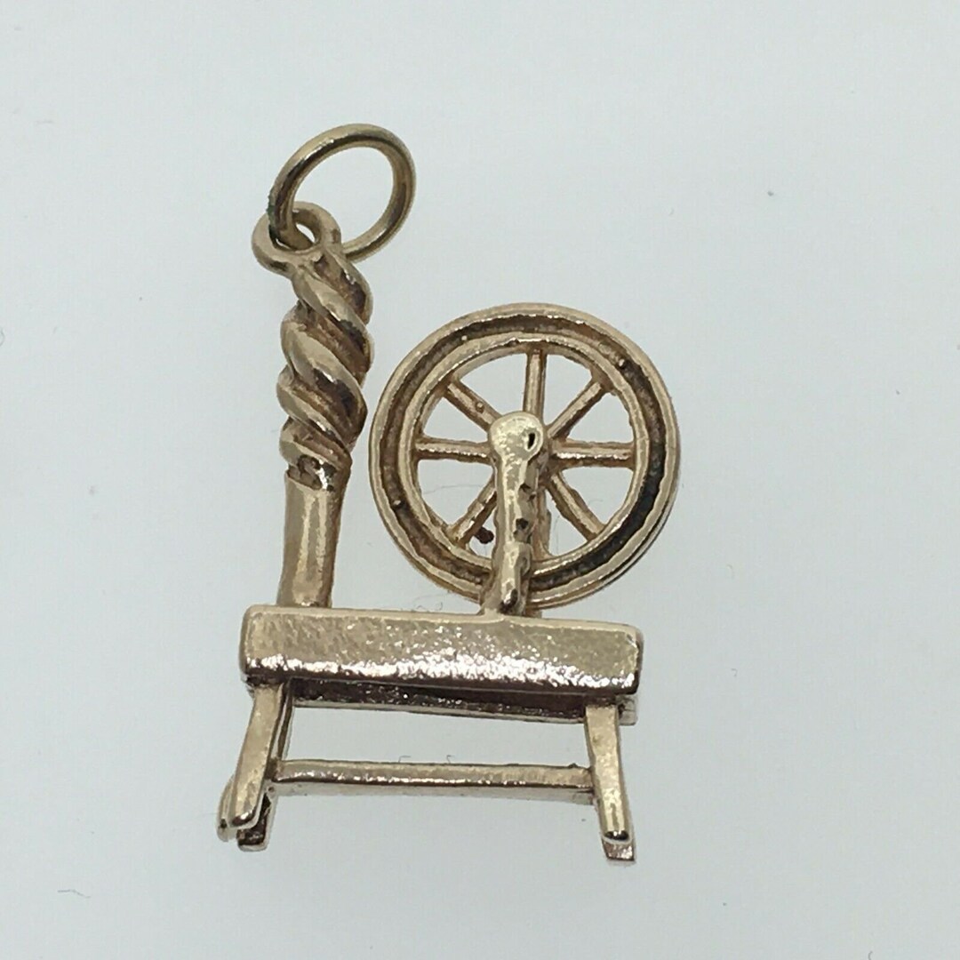 Vintage 9ct Yellow Gold Spinning Wheel Sleeping Beauty Charm 3.68 Grams ...