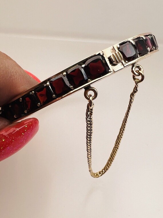 Antique Circa 1880 8ct Gold Bohemian Square Garnet Hi… - Gem