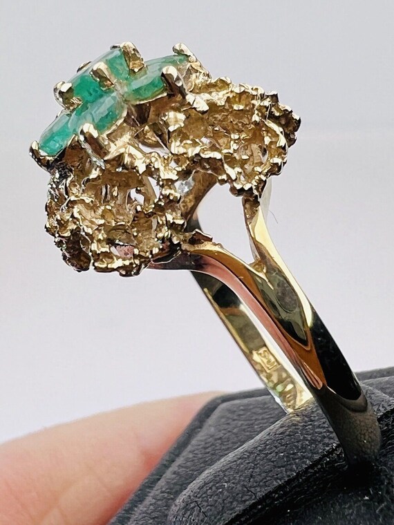 1976 Vintage Textured 9ct Yellow Gold Emerald Flower … - Gem