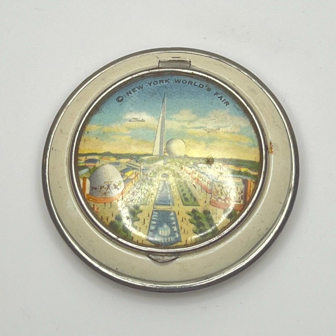 New York World's Fair Compact – 1939 Enamel Powder Case With Futurist ...