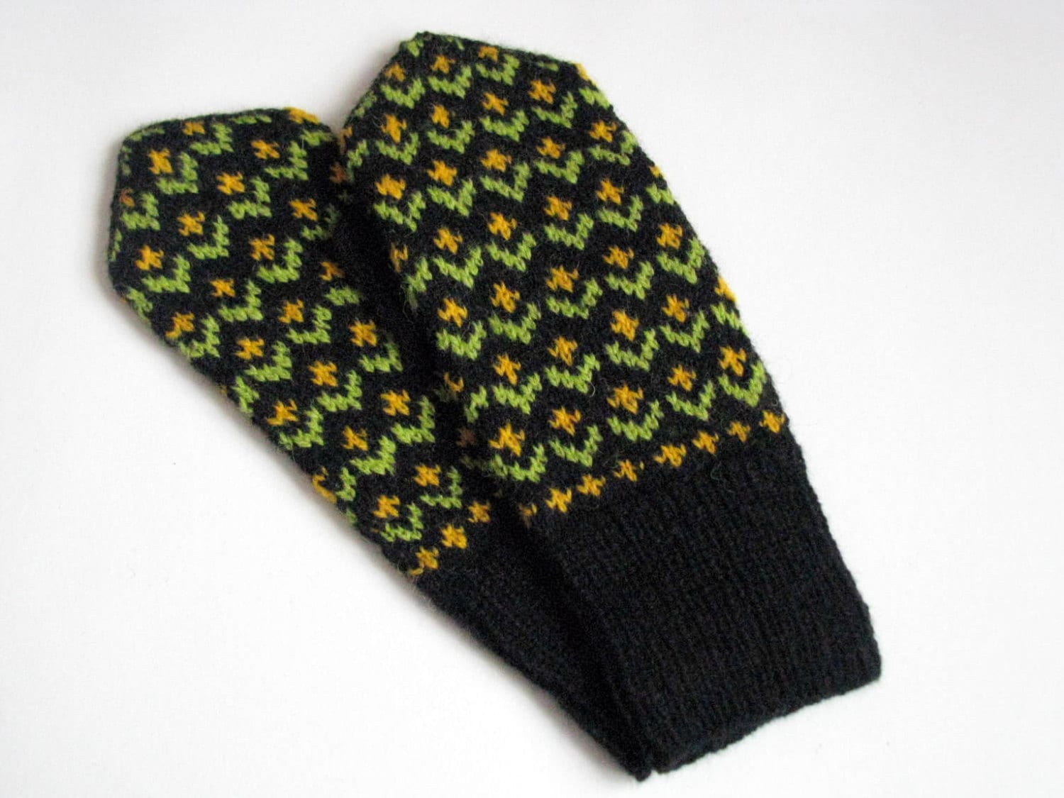 Hand Knitted Patterned Wool Mittens, Nordic Gloves, Winter Mittens With ...