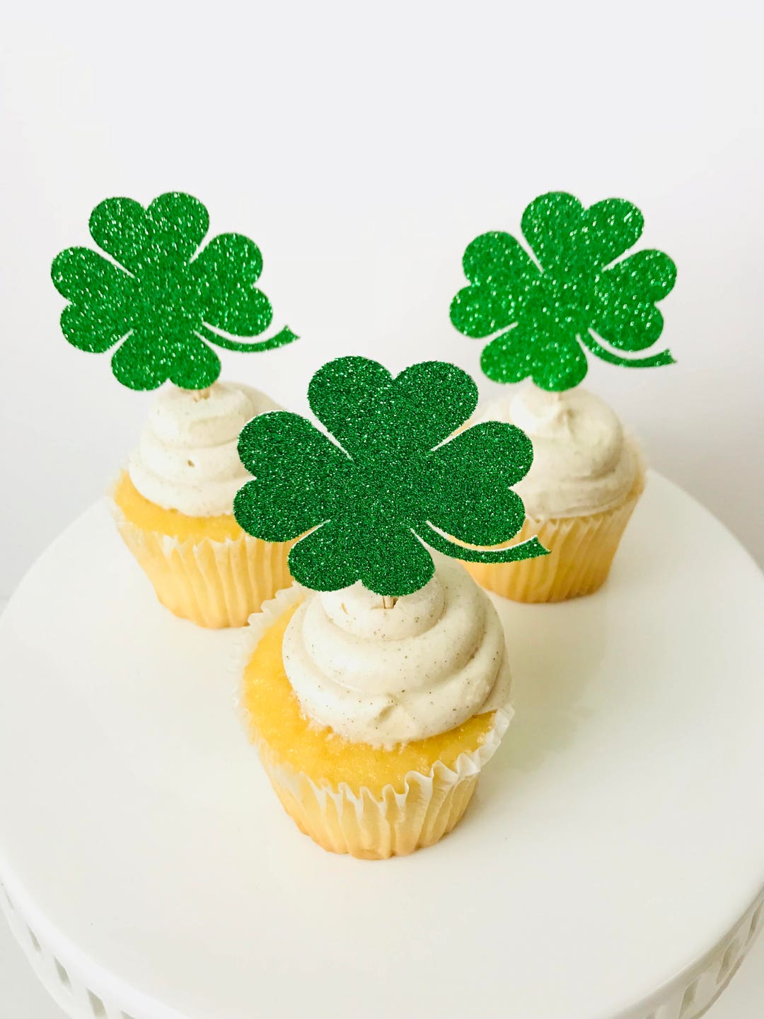 Shamrock Cupcake Toppers/ Set of 12 - Etsy