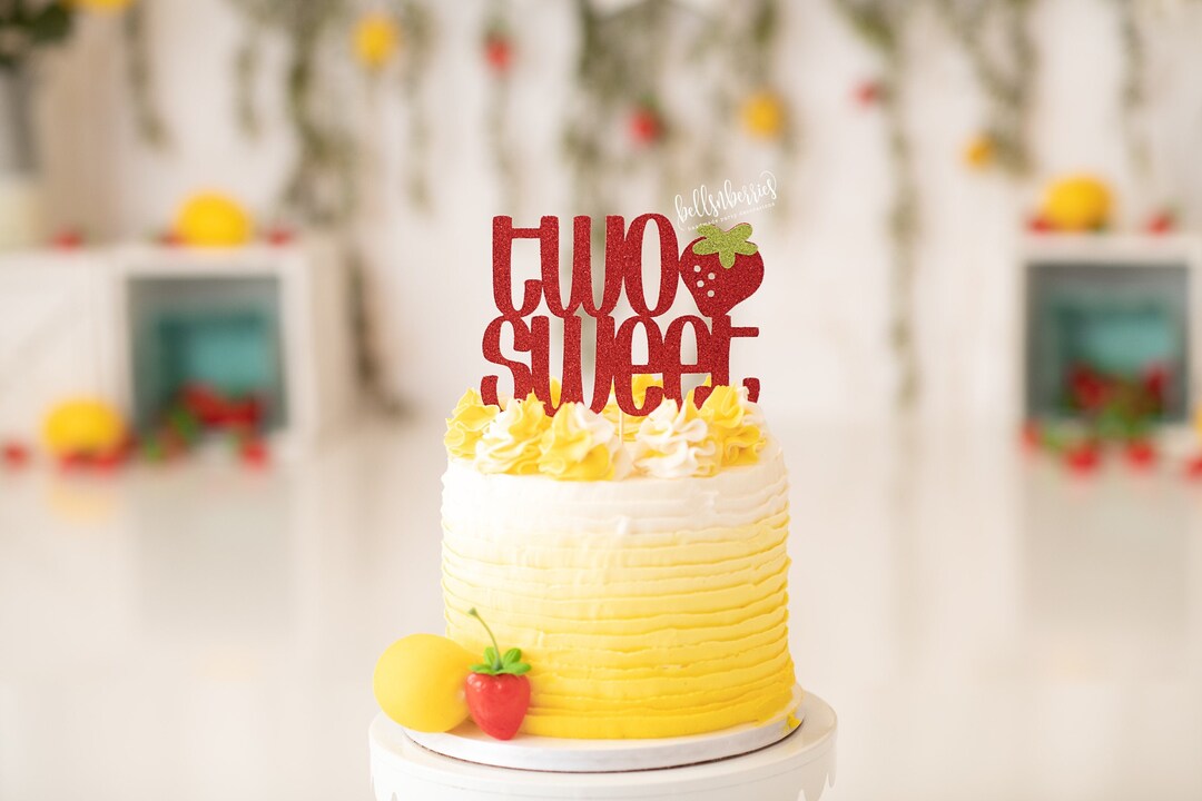 Two Sweet Strawberry Cake Topper / Strawberry Party / Twotti Frutti ...