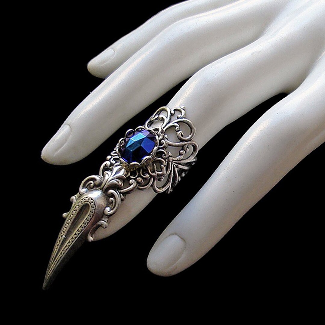 Gothic Claw Ring • Night Dark Blue • Goth Girl • Witchy Style • Wiccan ...