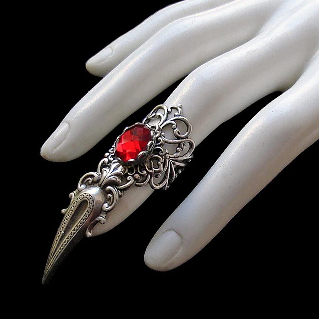 Gothic Claw Ring Red Goth Girl Witchy Style Wiccan Vampire Alternative ...