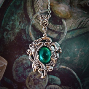 Elven Necklace - Emerald Green - Forest - Elf - Fairy - Elvish ...