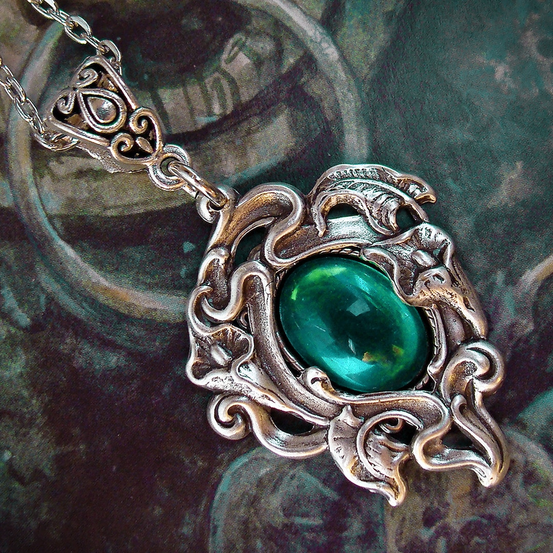 Elven Necklace - Emerald Green - Forest - Elf - Fairy - Elvish ...