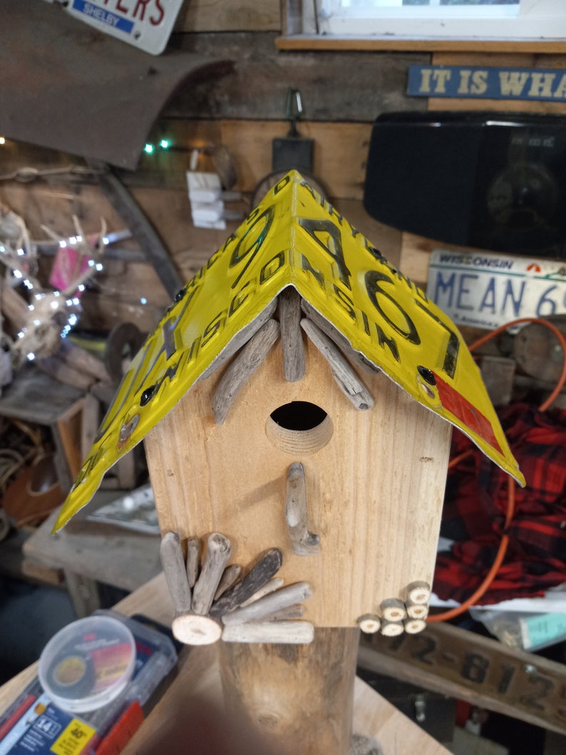 Wisconsin License Plate Roof on Raw Cedar Birdhouse With Driftwood ...