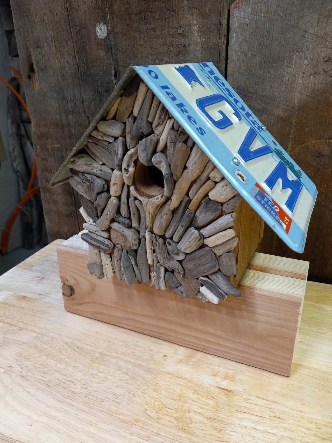 Driftwood Birdhouse With Michigan License Plate Roof, Wren House - Etsy