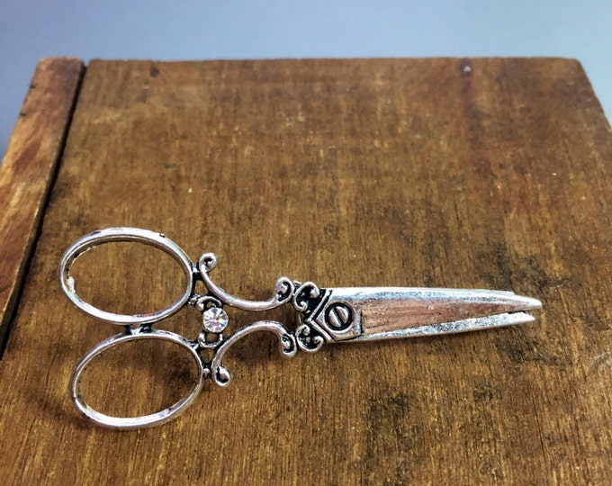 Scissor Pin, Hairstylist Gift, Apron Clip, Scissors Brooch, Seamstress ...