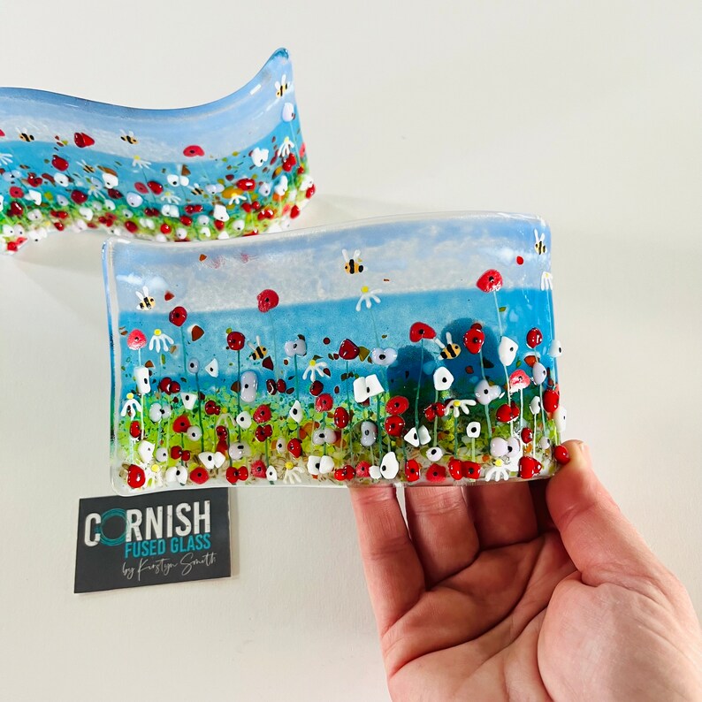 Fused Glass Beautiful Poppy Flowers With Bees Art Freestanding Wave ...