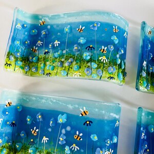 Fused Glass Cute Bees With Flowers Art Freestanding Wave Fused Glass ...