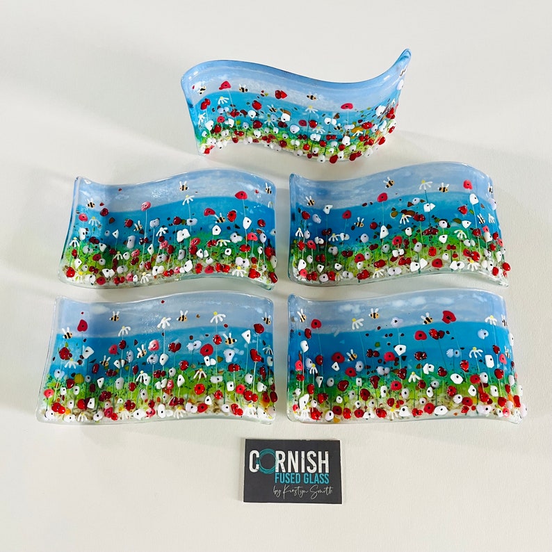 Fused Glass Beautiful Poppy Flowers With Bees Art Freestanding Wave ...
