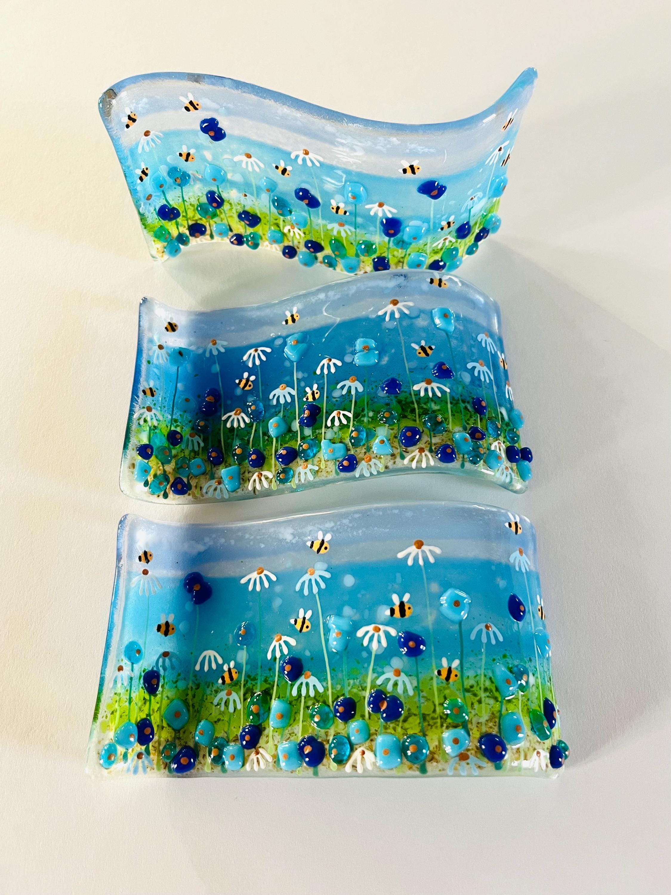 Fused Glass Cute Bees With Flowers Art Freestanding Wave - Fused Glass ...