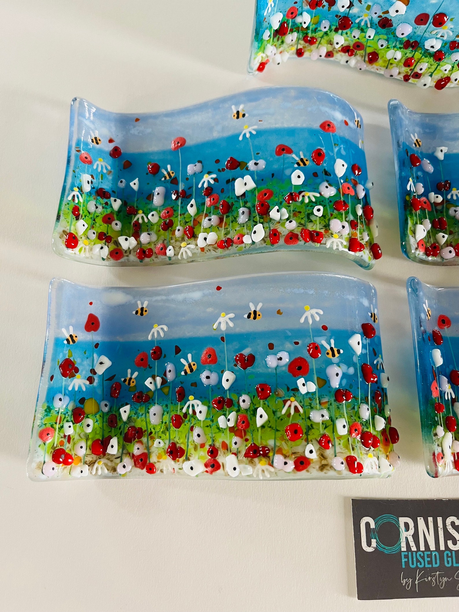 Fused Glass Beautiful Poppy Flowers With Bees Art Freestanding Wave ...