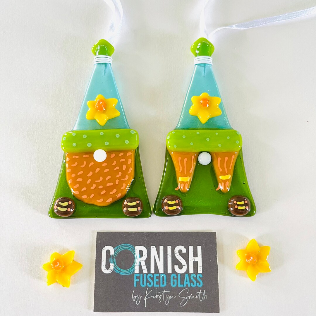 Fused Glass Cute Spring Gnome With Daffodil Decoration - Cornish Fused ...