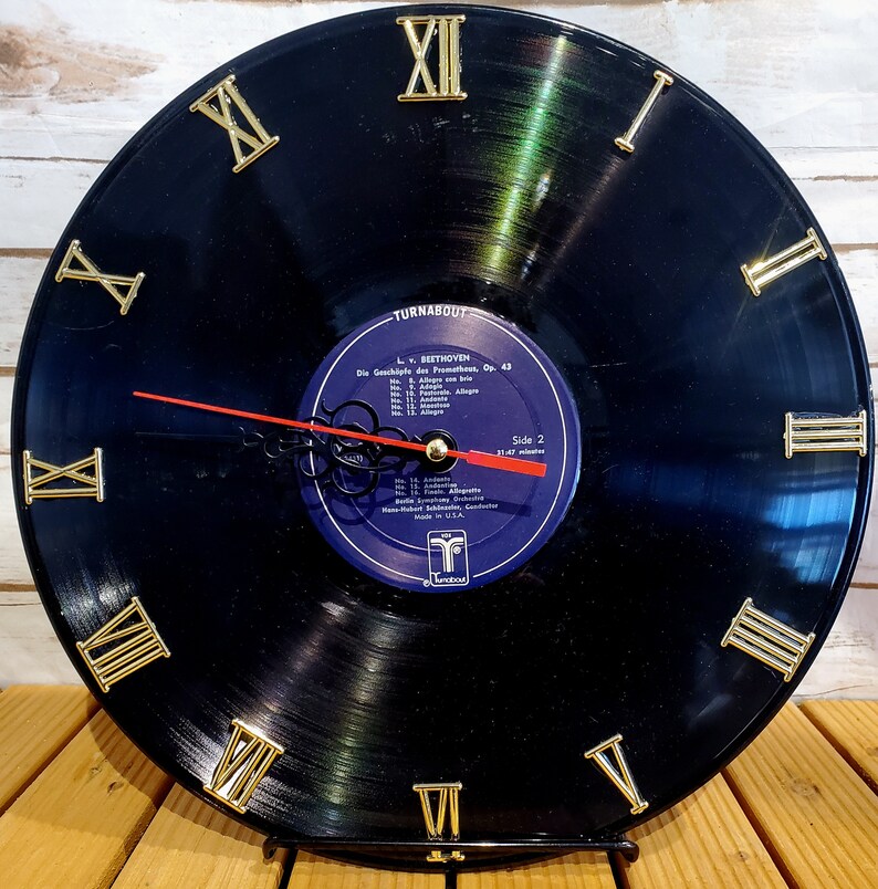 KNOWN ARTIST (record Clock) - Etsy