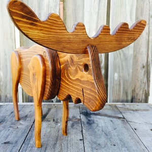 Pooping Moose Wooden Candy Dispenser - Etsy