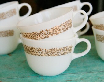 Vintage Pyrex Milk Glass Coffee Cups /set of 2 / Mug / Woodland Brown ...
