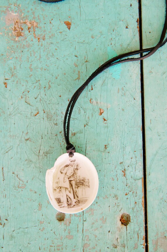 Sailor Kissing Nurse Dosina Shell Necklace Seashell Beach | Etsy