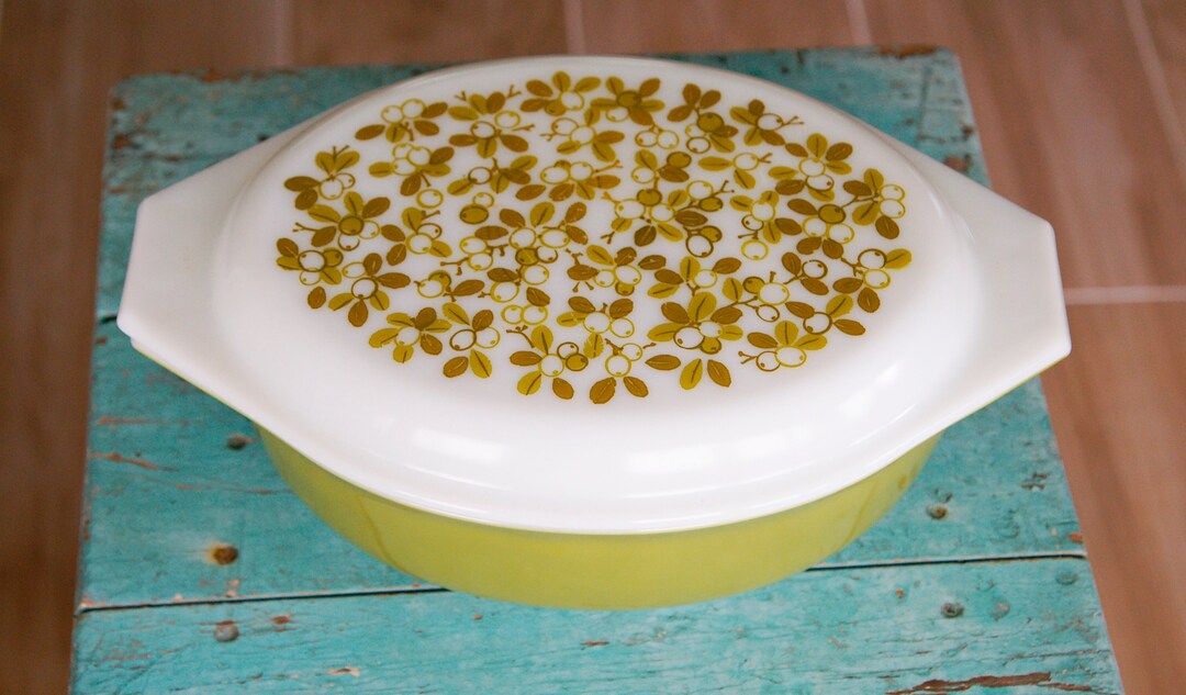 Vintage Pyrex 2 1/2 Quart Oval Casserole Verde Green Olive & Leaf ...