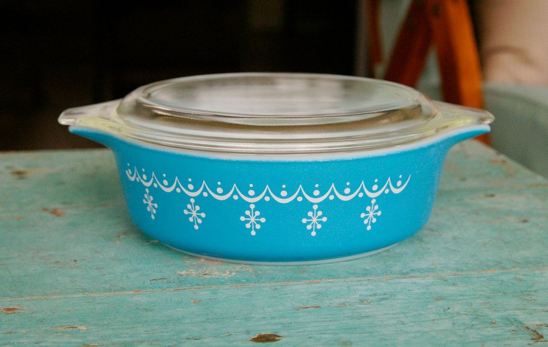 Vintage Pyrex Blue Snowflake Garland Casserole Dish With Lid - Etsy