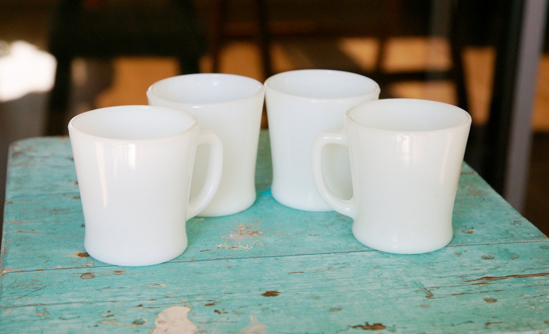 Vintage Fire King Milk Glass Coffee Cups Mugs Teacups - Set of 4 USA - Etsy