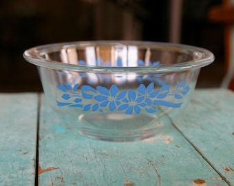 Vintage Pyrex Clear Glass Blue Flowers Ribbon Set of 2 Nesting Mixing ...