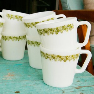 Vintage Pyrex Spring Blossom Pattern Milk Glass Corning USA Cups Coffee ...