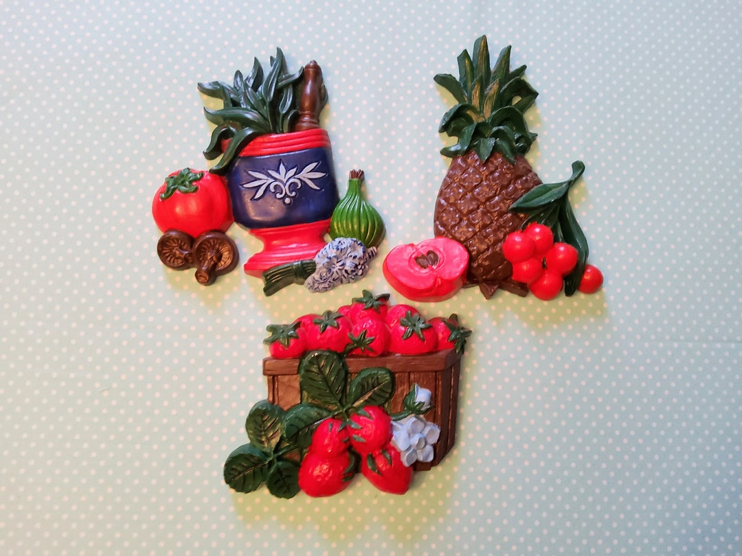 Chalkware Wall Hangings, Chalkware Fruit, Fruits and Vegetables, Lot of ...