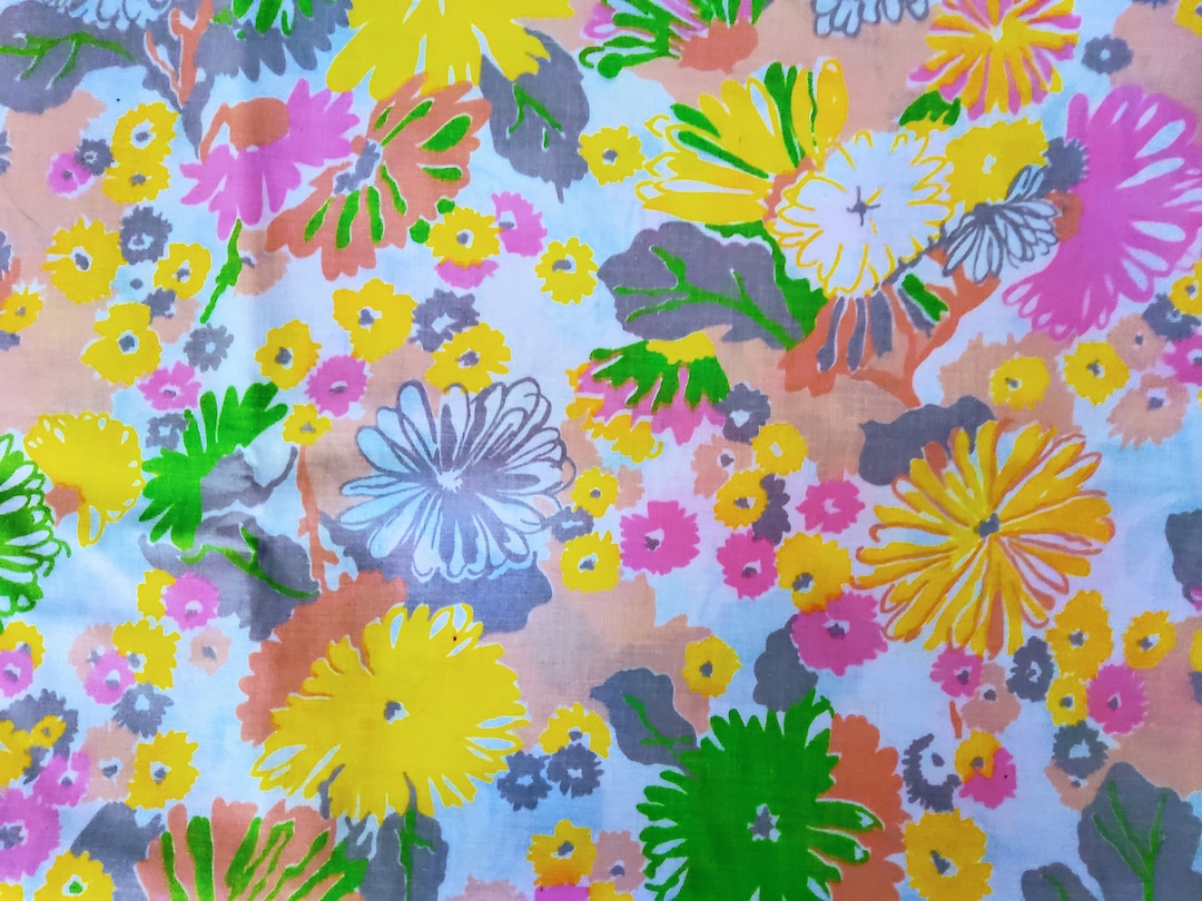 3.5 Yards Flower Power Fabric, Cotton Fabric, Daisies, Pink and Orange ...