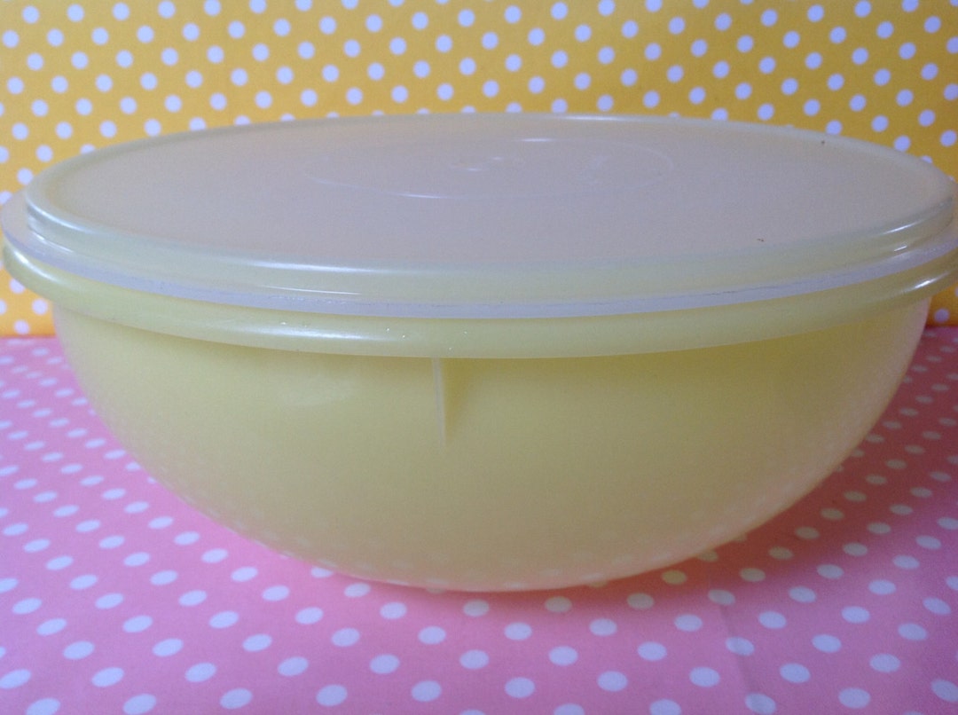 Tupperware Yellow Fix N Mix Bowl, Large Yellow Tupperware Bowl, 274 224 ...