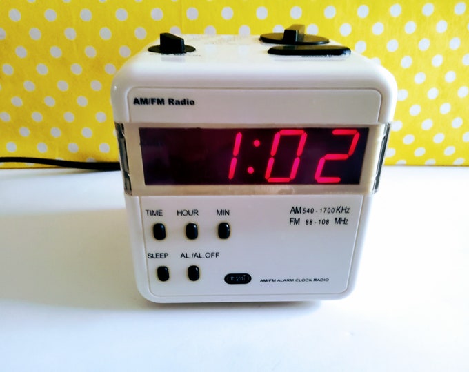 Tozai Cube AM/FM Alarm Clock, Clock Radio, Model ATC-35, Working ...