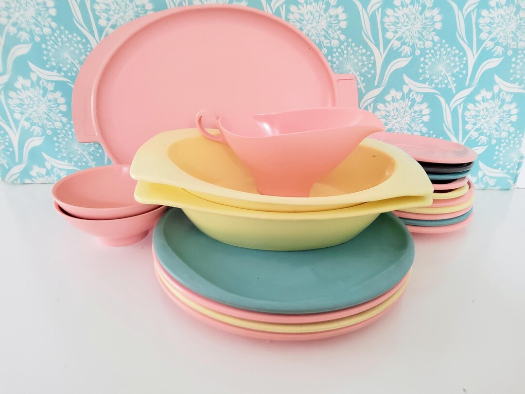 20 Piece Pastel Melmac Dinnerware, Boonton Melmac, Pink Melamine Dishes, Melmac Plates Cups and ...